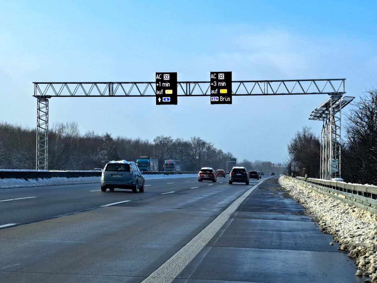 Zusammenarbeit für ein vorausschauendes Verkehrs- und ...